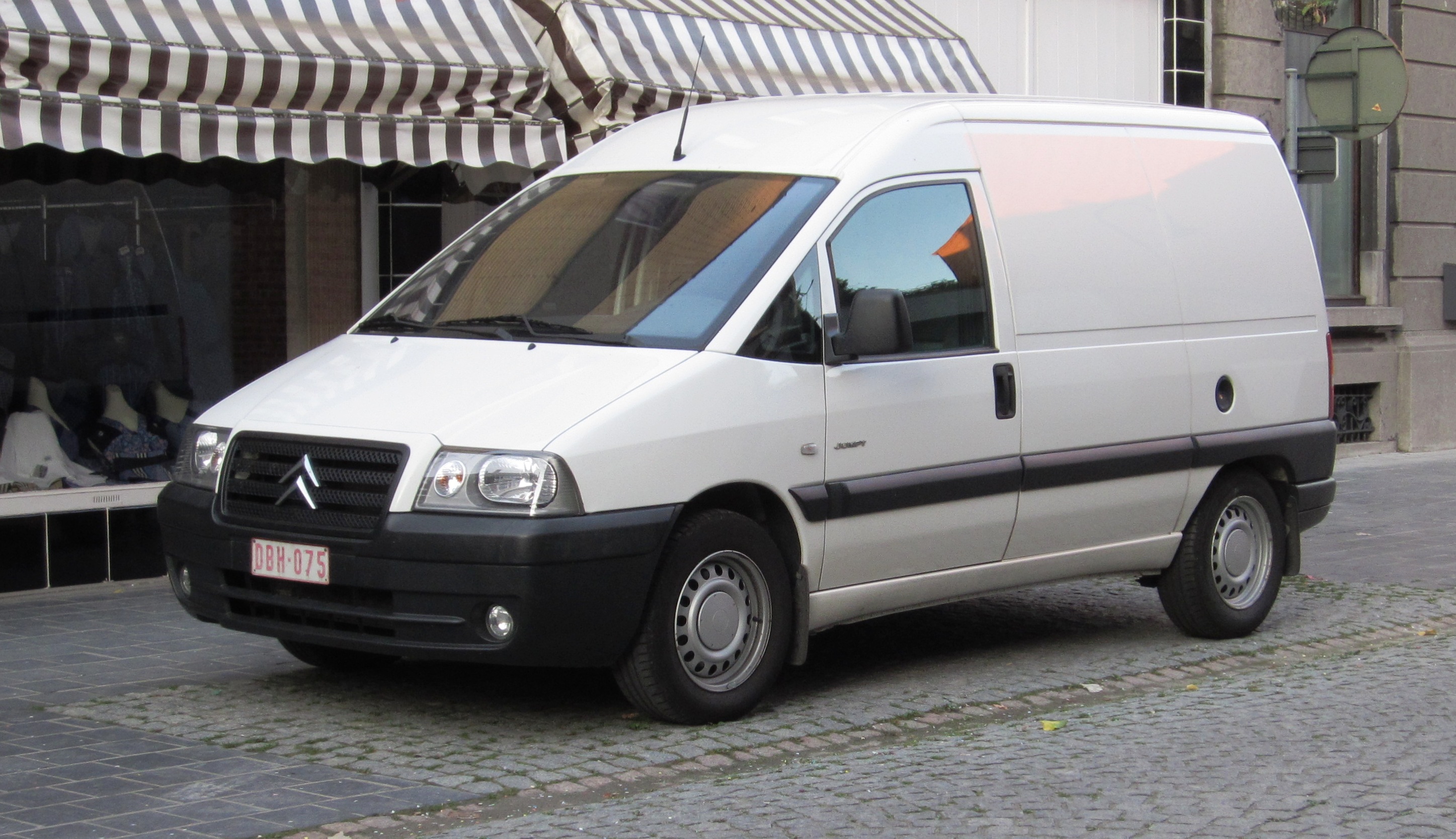 Citroen Jumpy technical specifications and fuel economy